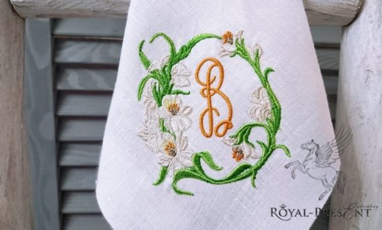 Machine Embroidery Design Floral vignette – 2 sizes| Royal Present ...